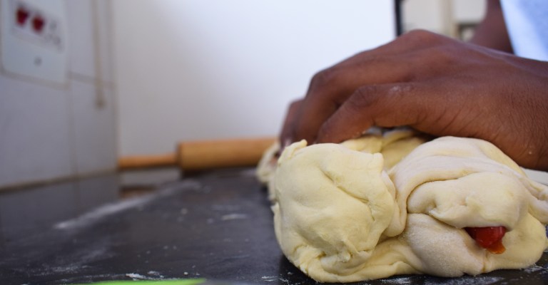Moroccan M’hanncha, Spiced Vegetables in a Pastry Casing – Life Is Oh ...